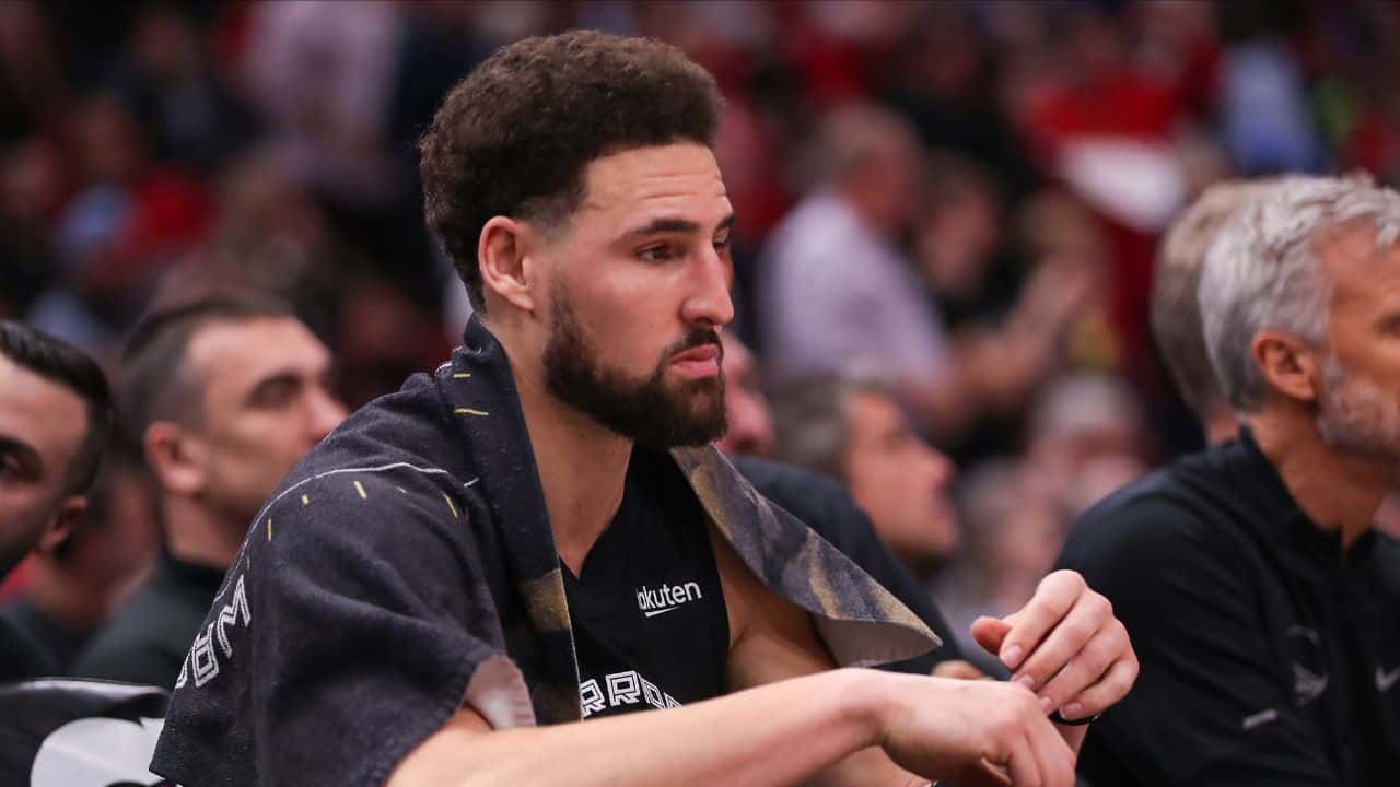 "Hit Something on the Bench": Warriors Insider Reveals Klay Thompson's ...
