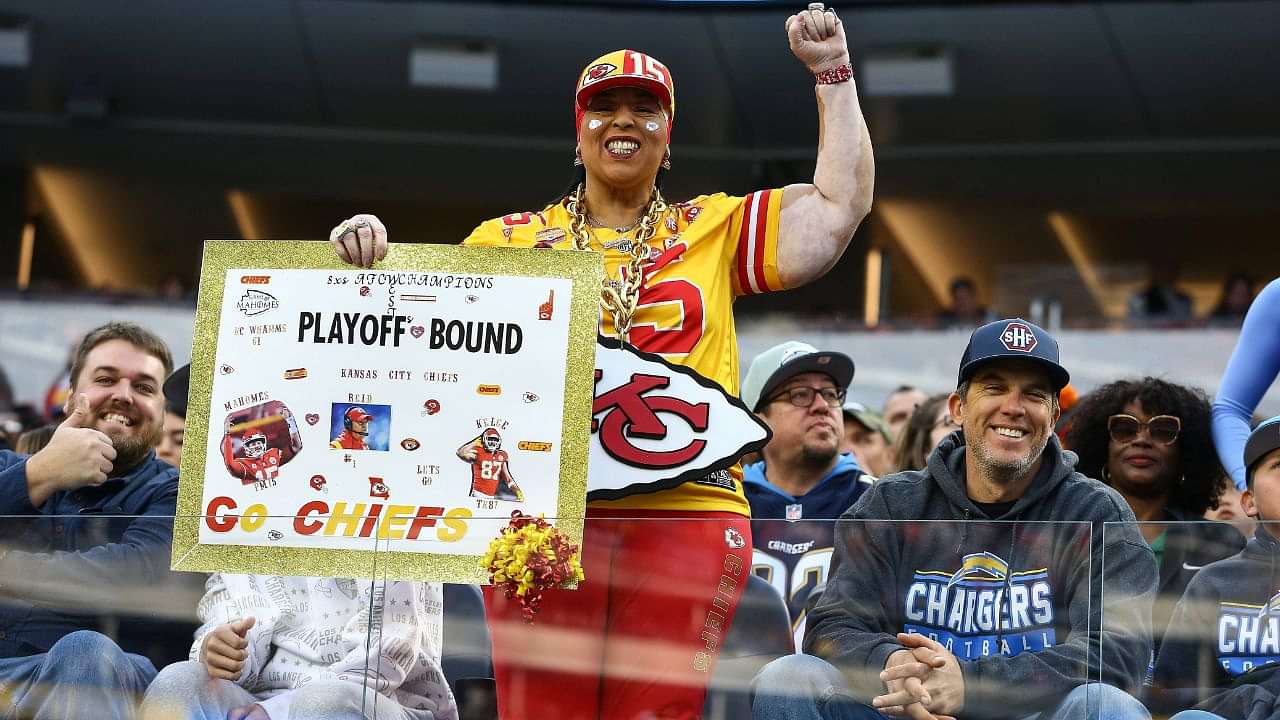 Kansas City Chiefs Give Fans a Special Permission To Brave the Cold ... Kansas City Chiefs Give Fans a Special Permission To Brave the Cold ...