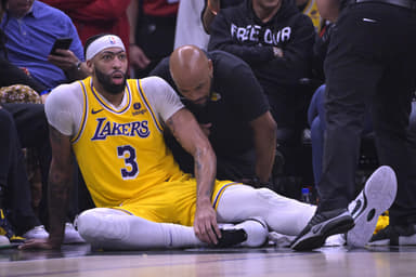 Anthony Davis’ Twin Sister: How Many Siblings Does The Lakers Superstar ...