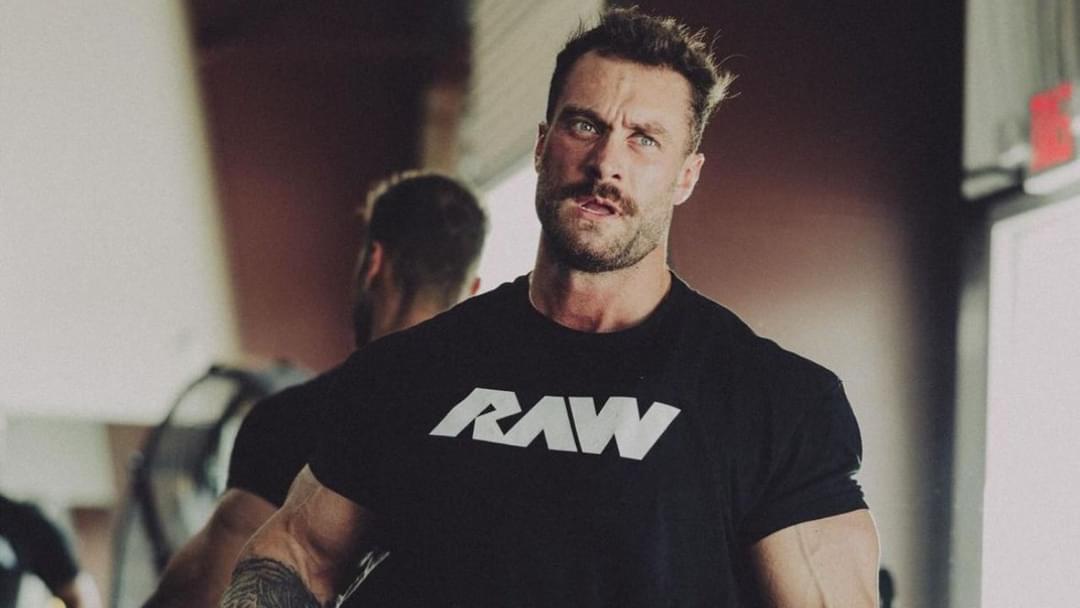 “It’s a Lifestyle”: Chris Bumstead Unveils Behind-the-Scenes of Being a ...