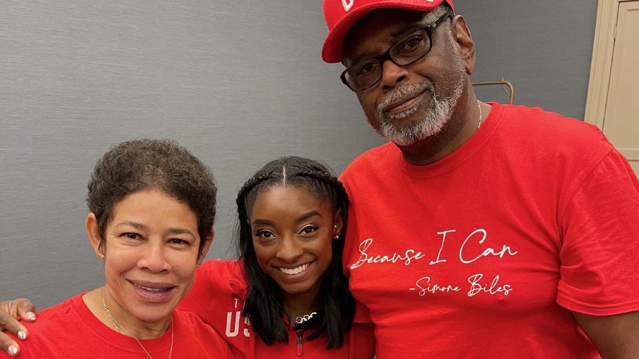 Simone Biles Wishes Her Dad a ‘Happy Father’s Day’ With Precious ...