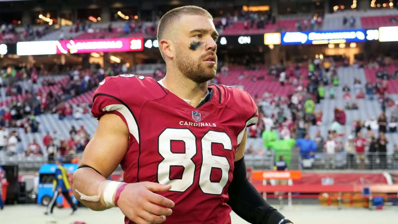 Twitter User With Just 153 Followers Perfectly Predicted Zach Ertz Late ...