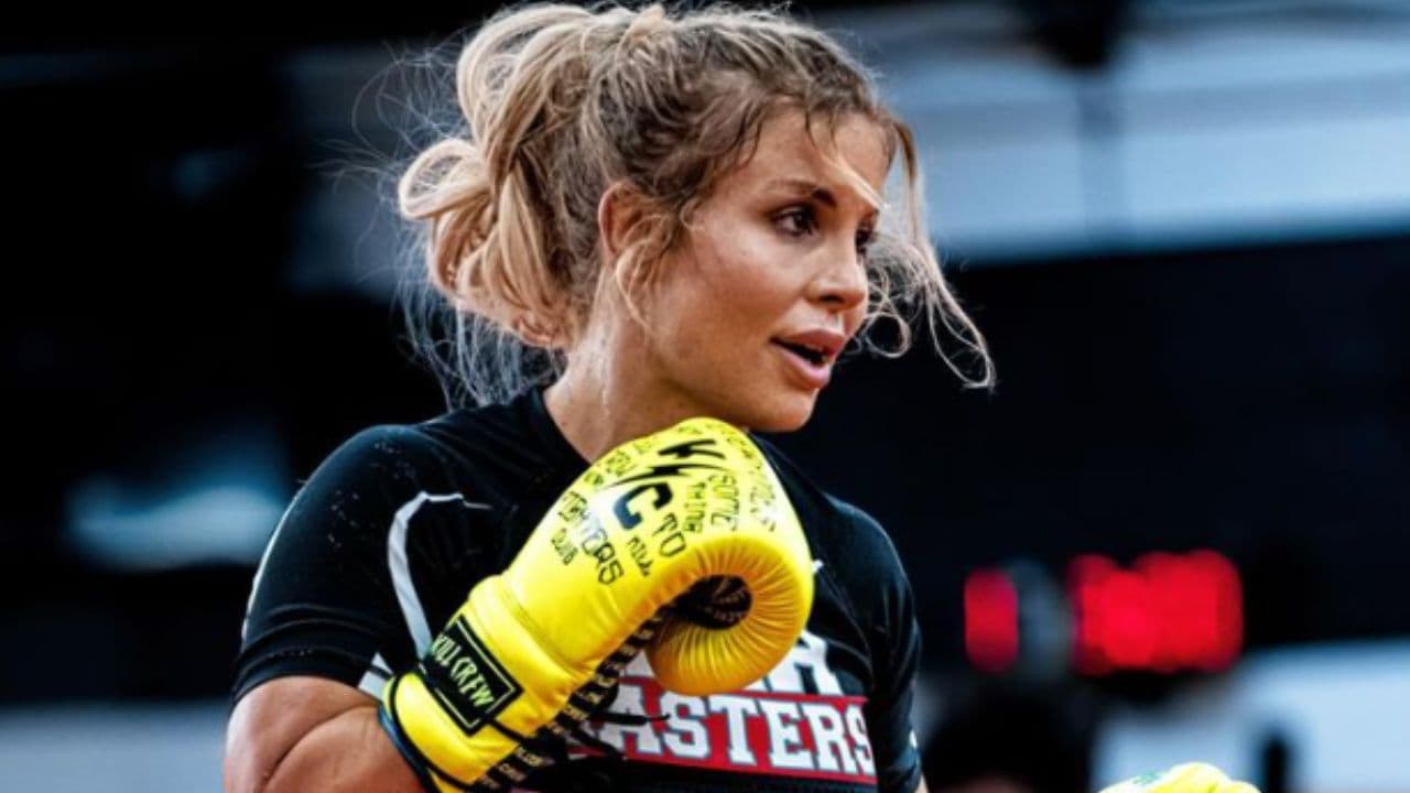 Sheena Bathory Grabs a Dramatic Win at the First-Ever Women’s Slap ...