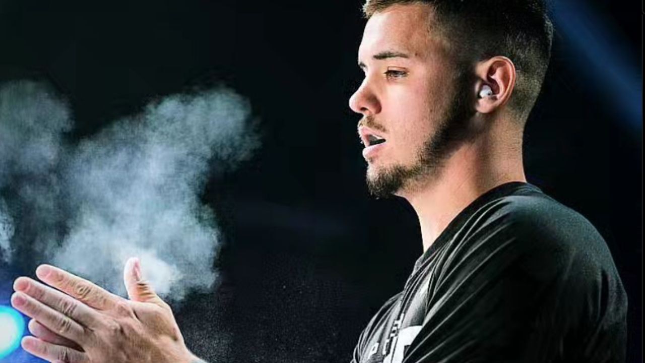 Cole Young Bags an Emotional Win Against Zachary Zane at the Power Slap ...