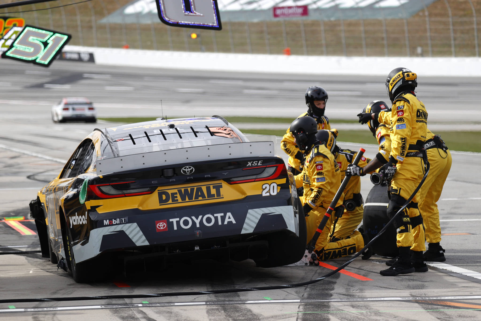 NASCAR Pit Crew Job: What Does a Tire Changer Do? How Are They Critical ...