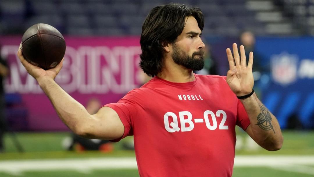 “Shout Out Moms”: Notre Dame Heartthrob Sam Hartman Reveals the Secret ...