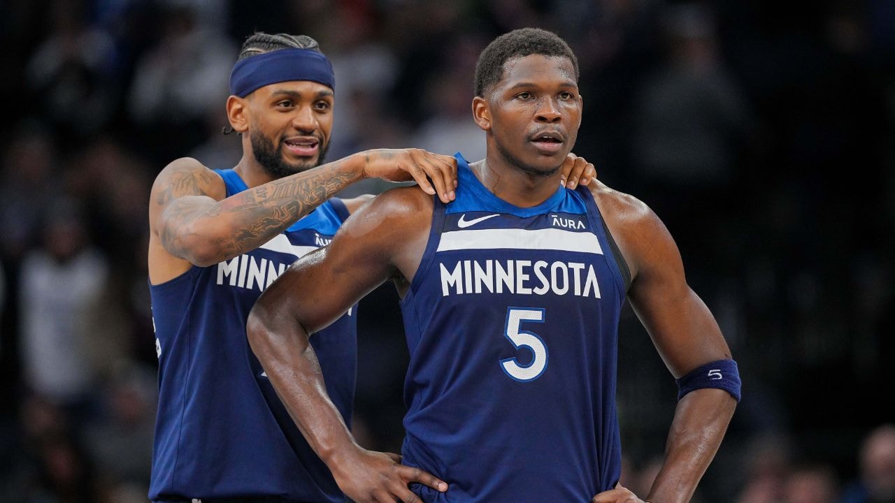 "Anthony Edwards was Taking a Dump": Former Lakers Star Reacts to ...