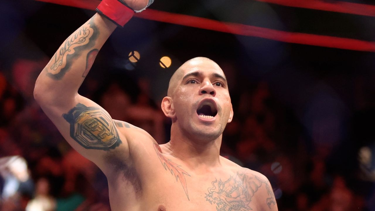 “Time Passes Slower for Short People”: Fans Raise Eyebrows as Alex ...