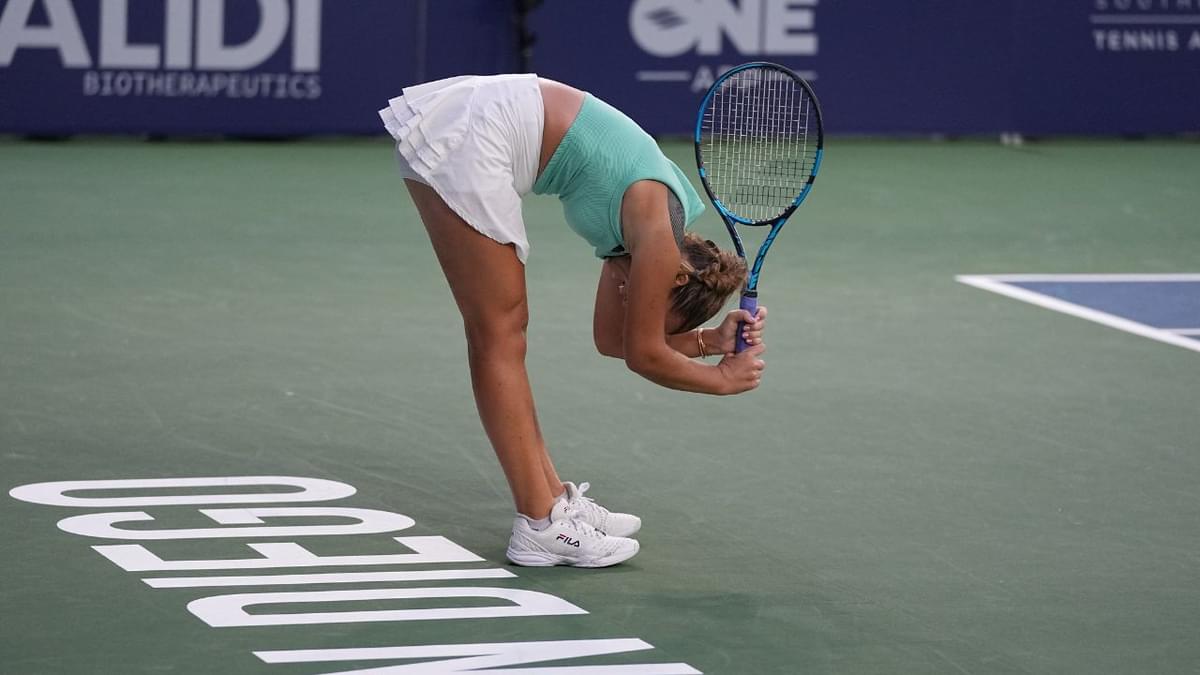 “Hold Your Baguettes!”: Sofia Kenin Backed on Social Media After ...