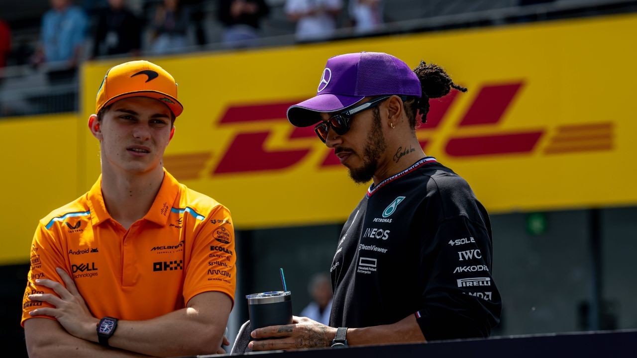 Oscar Piastri Walks in Lewis Hamilton's Footsteps When Coming to Choose His Favorite NBA Team ...