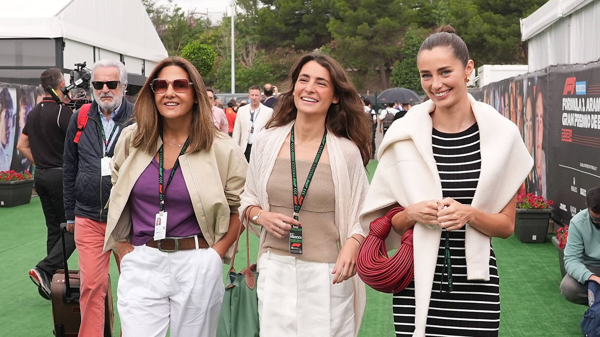 Sainz Family Makes a Strong Statement to End Feud Rumors With Carlos ...