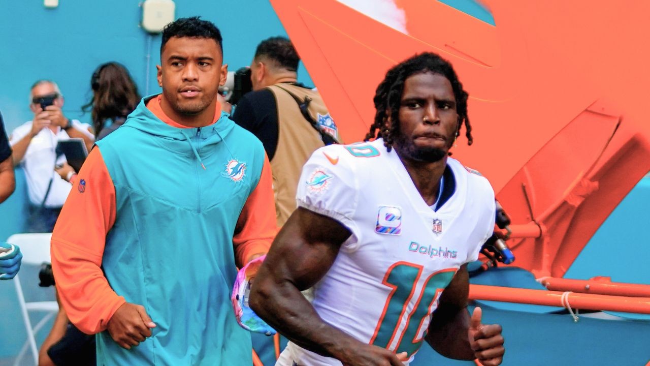 Tyreek Hill Left Astounded by Once "Fat & Chubby" Tua Tagovailoa's Physical Transformation - The ...