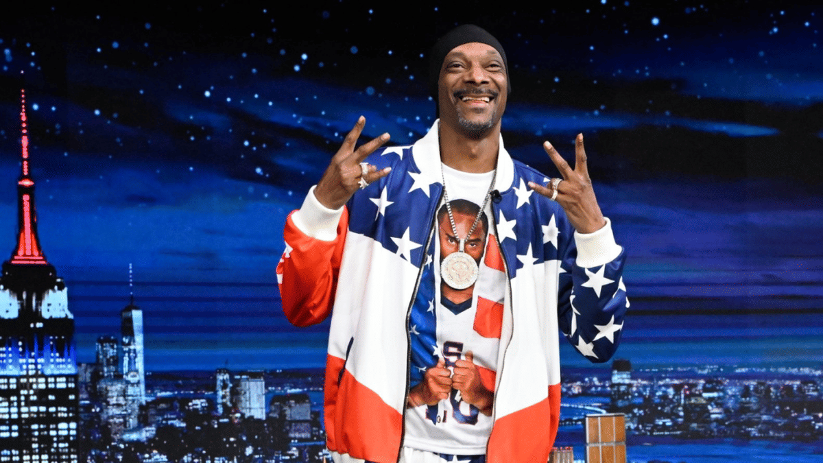 2024 NFL Honors: Did Snoop Dogg Consider Changing His Name Back to ...