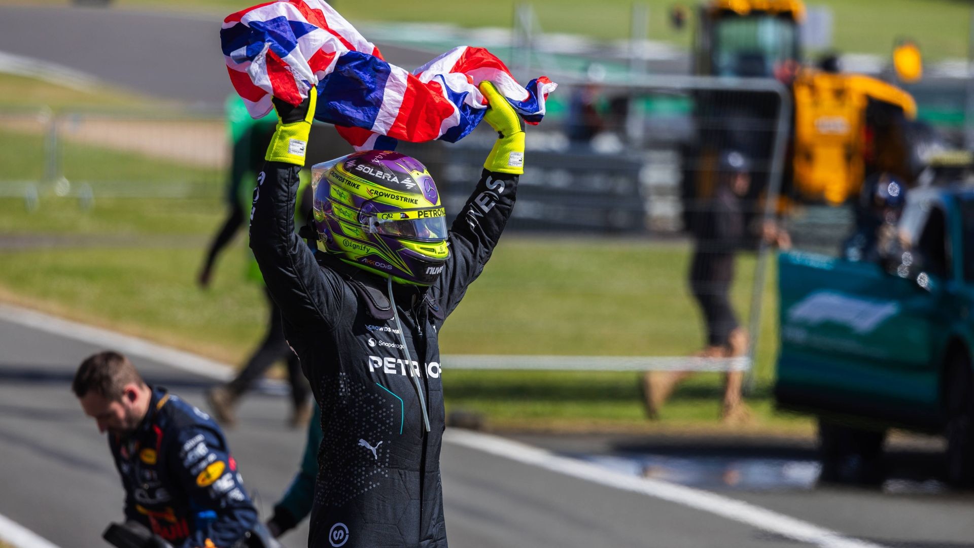 Lewis Hamilton With His 104th Win Makes a Record for the British Crown ...