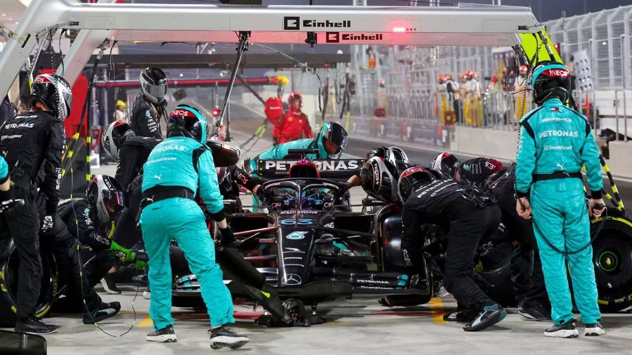 Mercedes F1 Team Hit with CrowdStrike-Stemmed Global IT Outage Ahead of ...