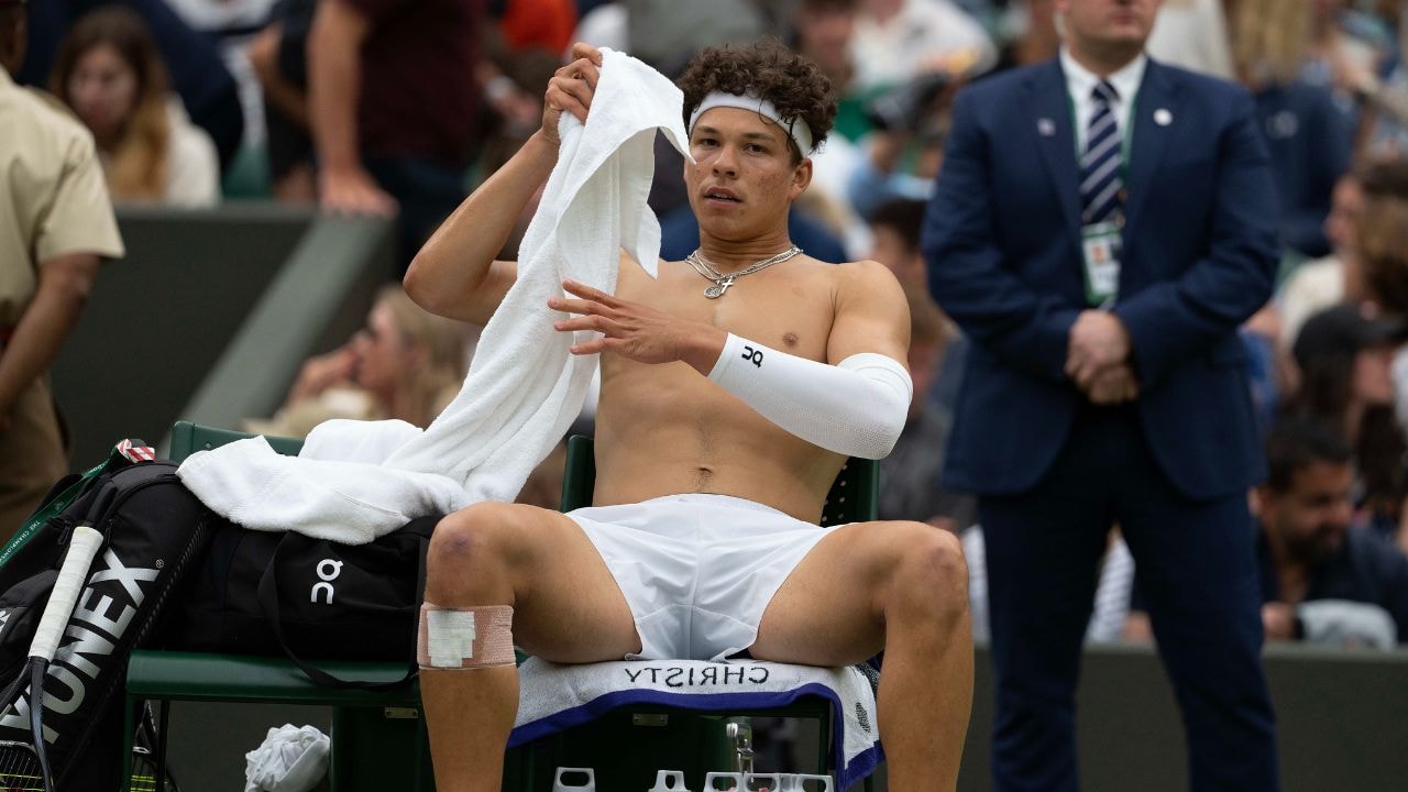 Ben Shelton's Shirtless Training Video Makes Female Fans Declare Him 'National Crush' Ahead of ...