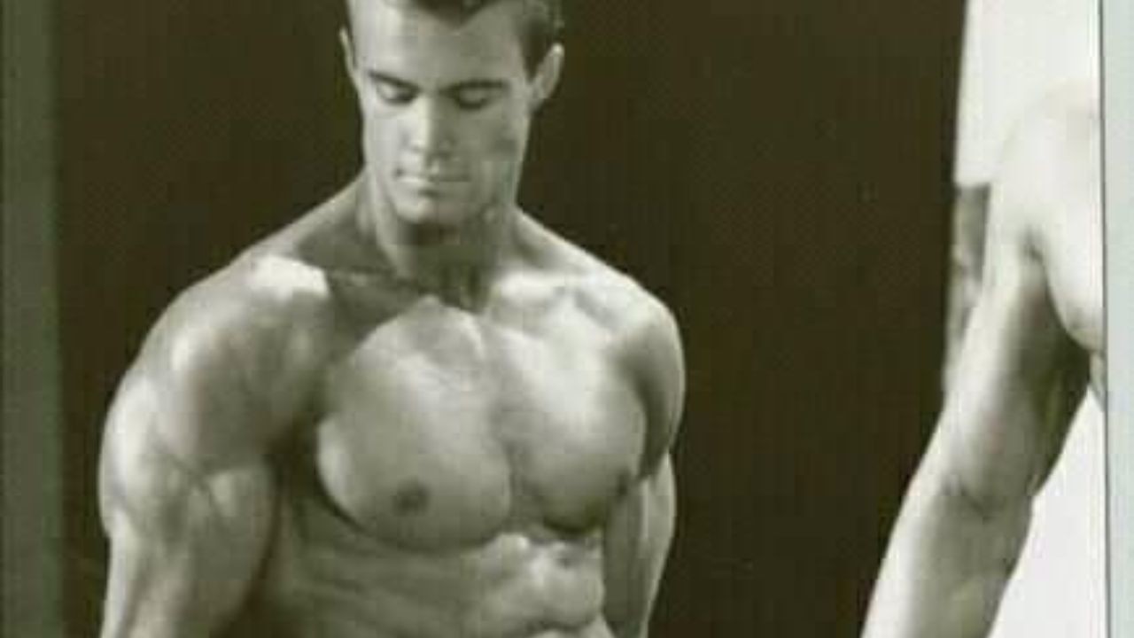 Bodybuilding World Comes Together to Mourn the Loss of IFBB Pro Grant Henderson - The SportsRush