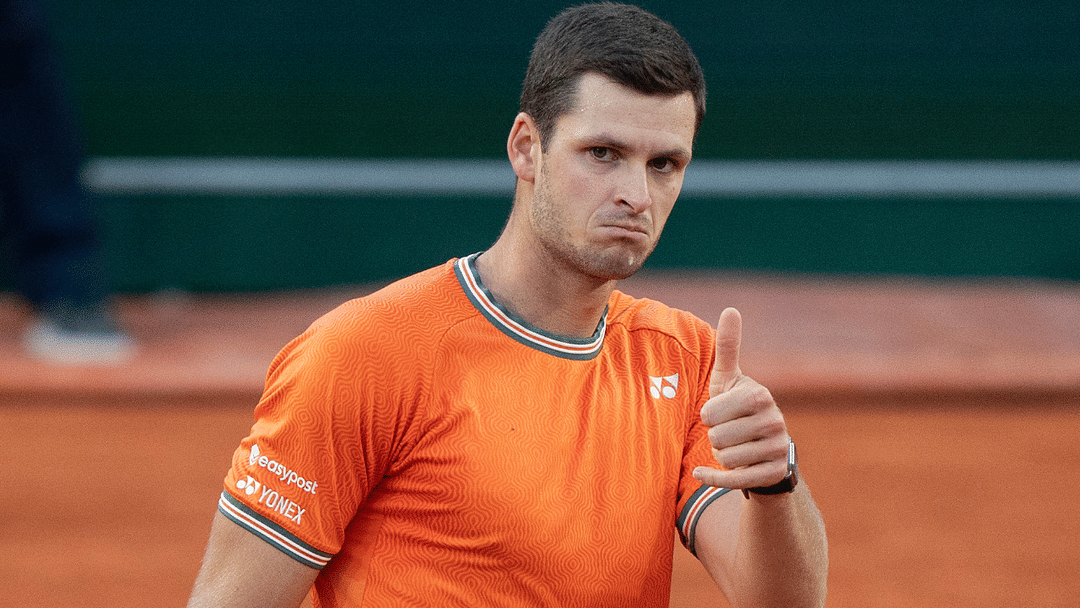 "That Was Close!": Hubert Hurkacz Worries His Fans After Nearly Getting ...