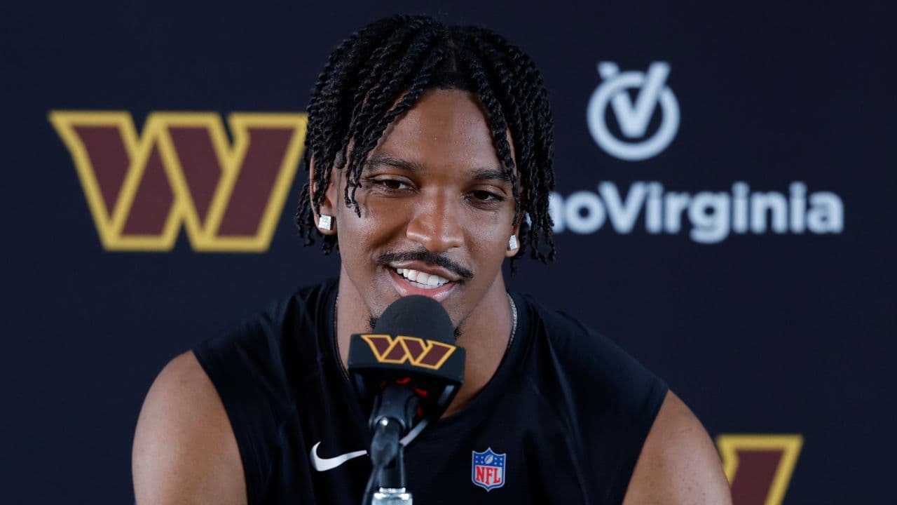 "He Sucks Anyways": When Jayden Daniels' Locker Was Trashed By Arizona ...