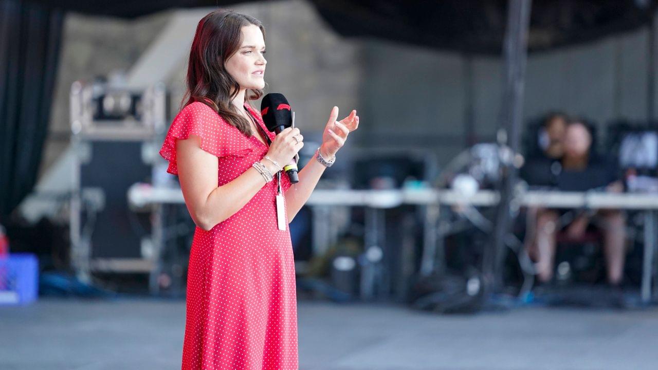 Fans’ Thumping Approval Takes Laura Winter’s Viral Speech Into F1’s ...