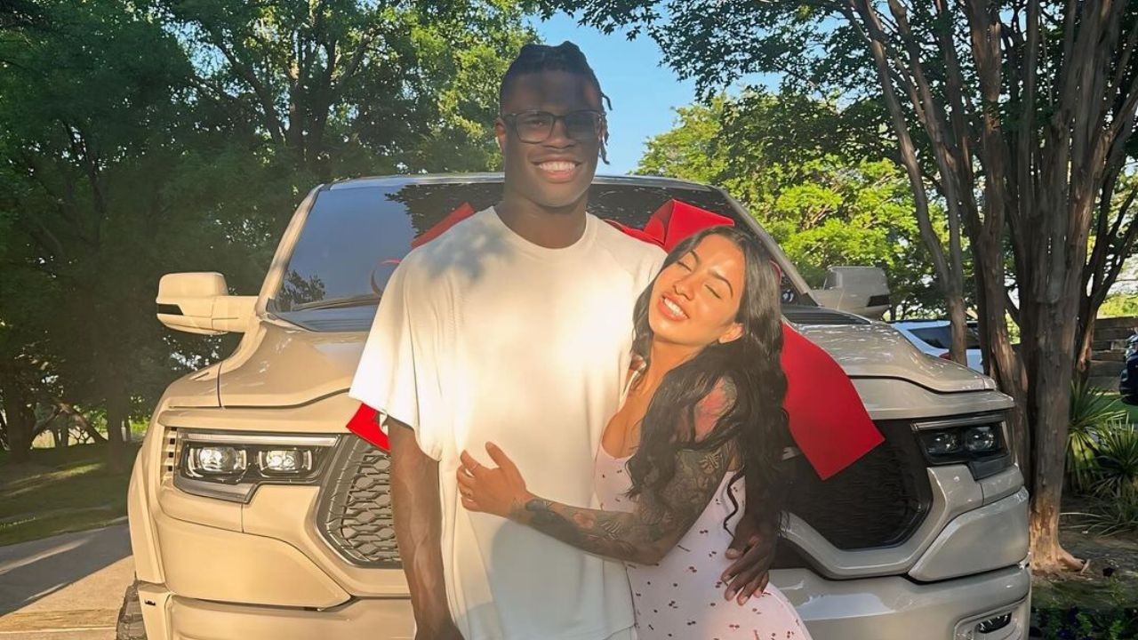 Travis Hunter's Secret Sauce — "Staying Home & Chilling With Girlfriend ...