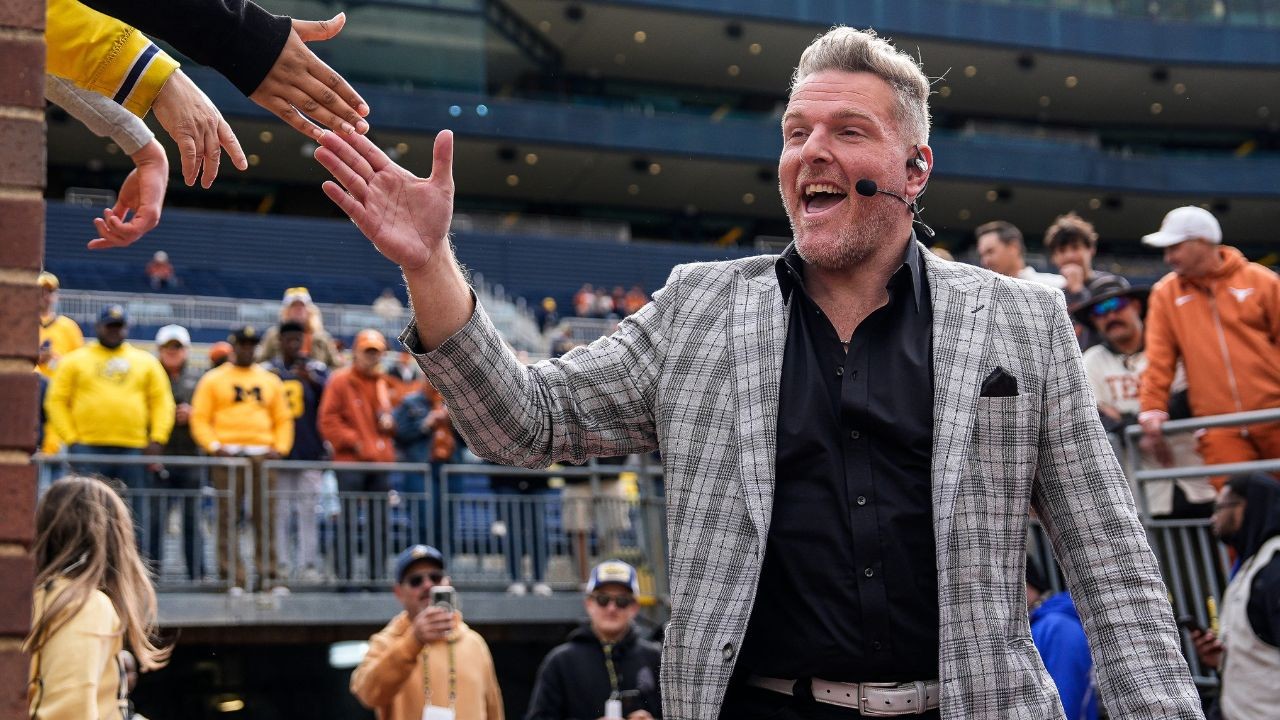 Pat McAfee Makes Big Donation to BuckeyeThon Despite Ohio State Student Missing Terribly at the ...