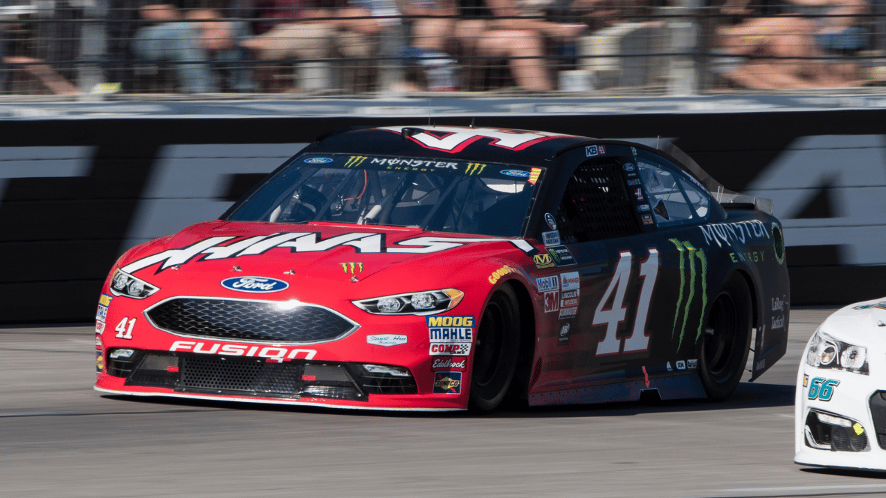 Kurt Busch Is the Fastest NASCAR Driver on an Intermediate Oval & Here ...