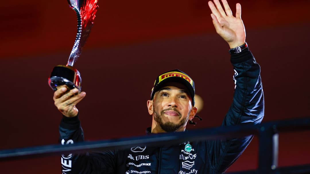 With ‘Nothing to Prove’, Lewis Hamilton Has a Chance to be a ‘Hero’ at ...