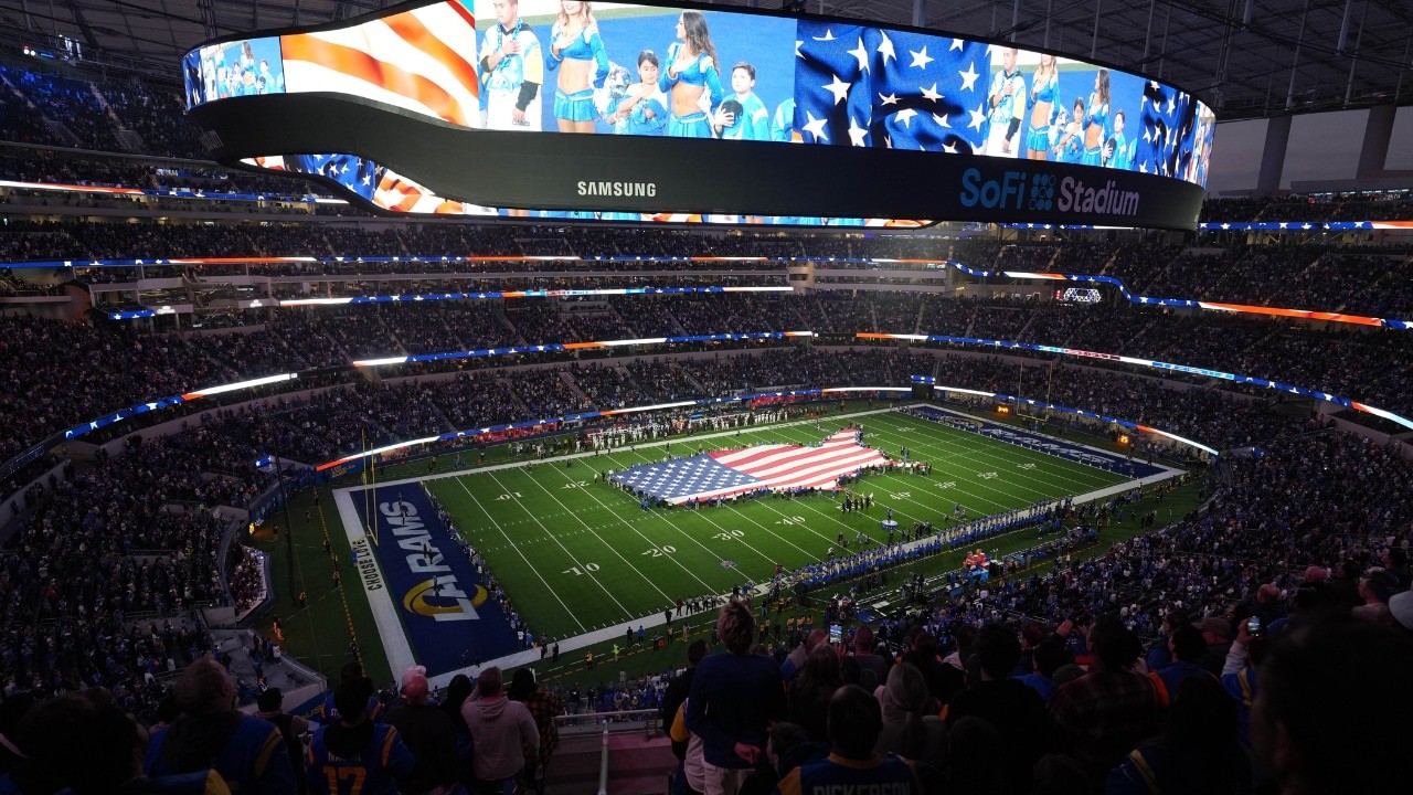 Greatest NFL Stadiums in 2025: Top 3 Arenas Where Watching a Football ...
