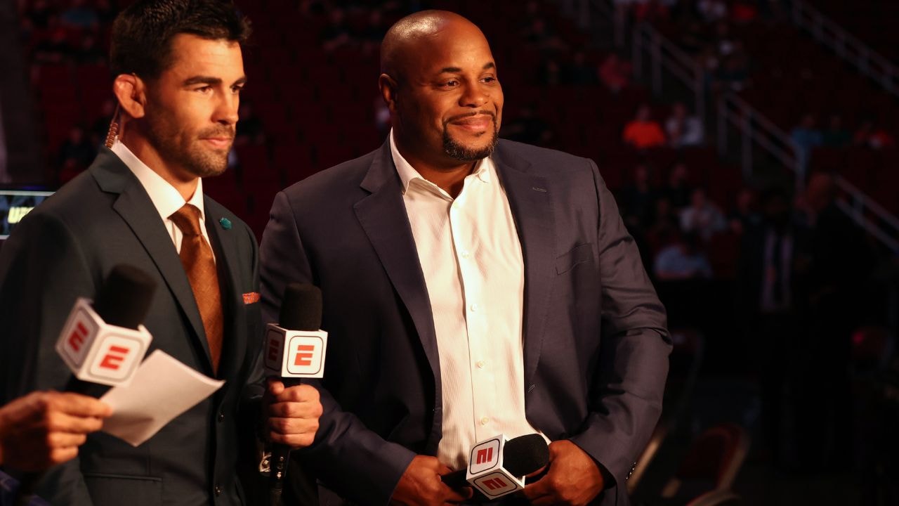 “Happening In Los Angeles”: Commentator Daniel Cormier Shares Promising ...