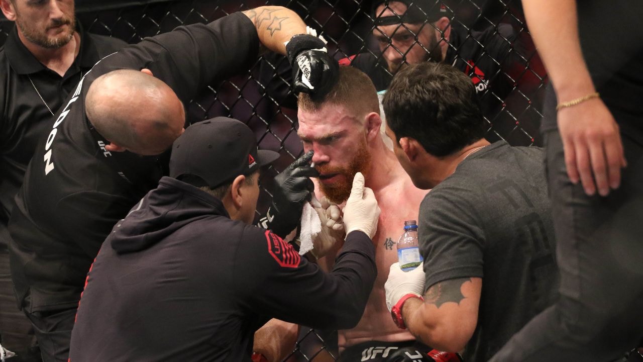 UFC Veteran Reveals How His Wrestler’s Ear Kept People From Messing ...
