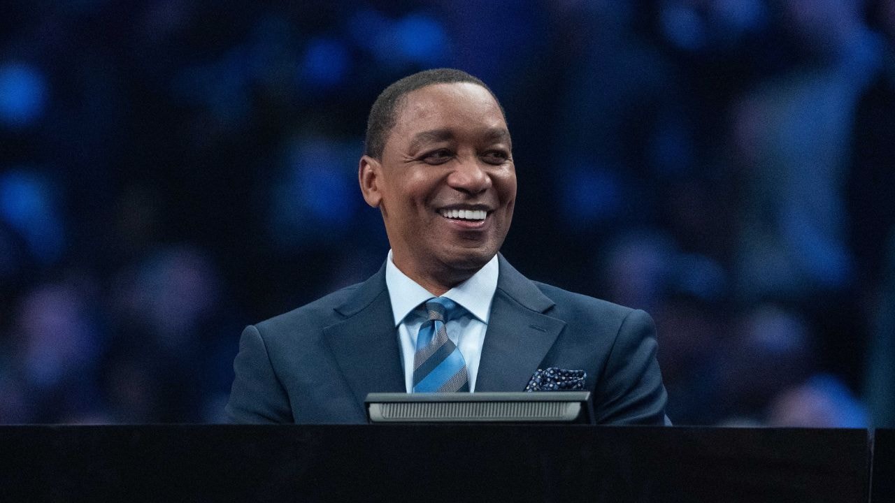 Isiah Thomas Acknowledges What Made Kobe Bryant and Michael Jordan ...