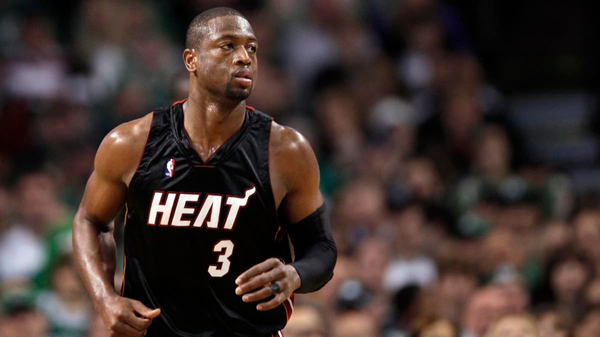 Dwyane Wade Stands Up for Himself to Shut Down Critics Ignoring His ...