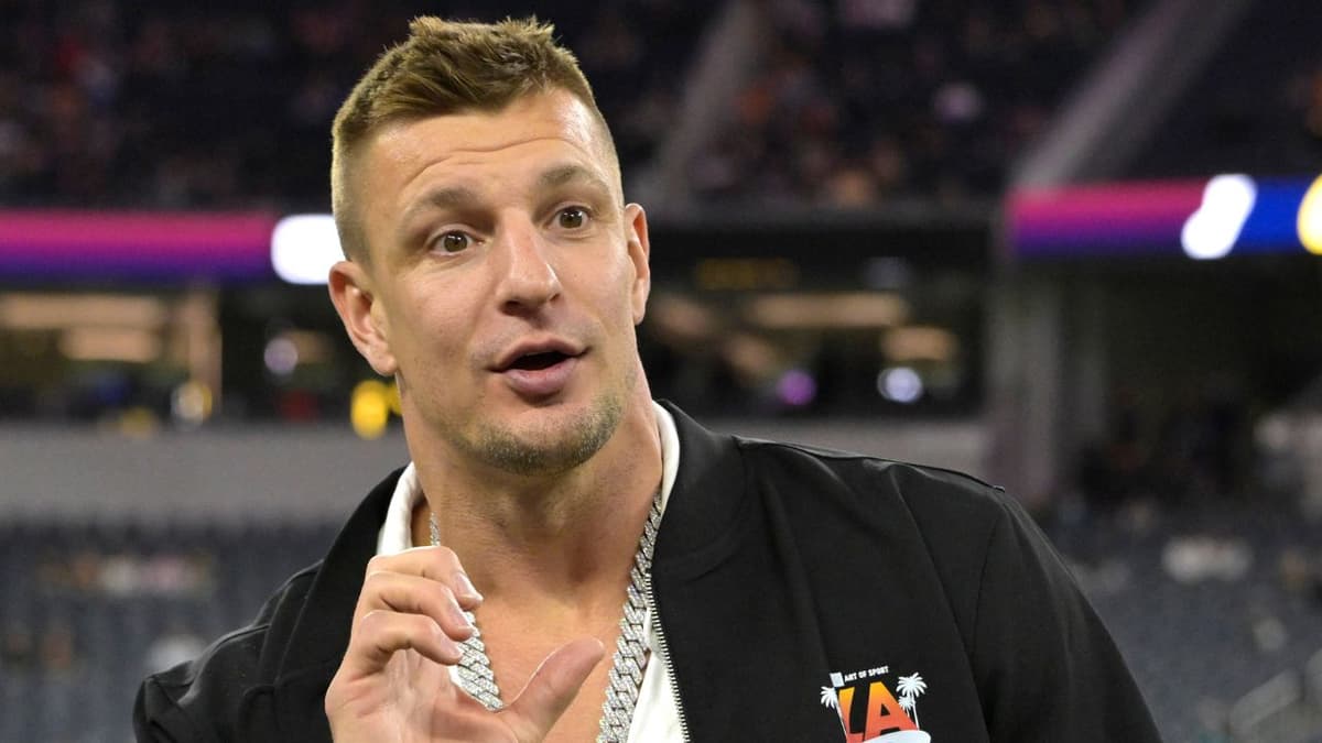 Rob Gronkowski Names All the Big Cities That Deserve Their Own NFL Team ...