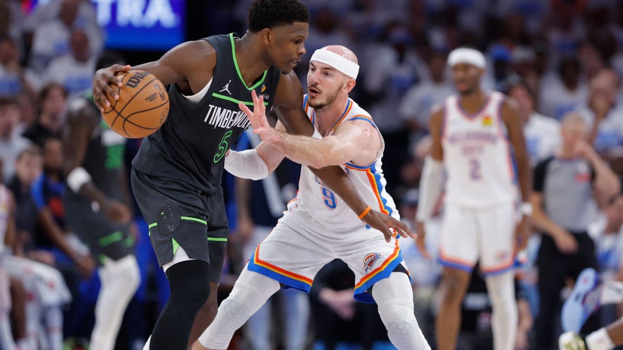 “Have Amnesia and Go Again”: Alex Caruso Defines What It Takes to ...