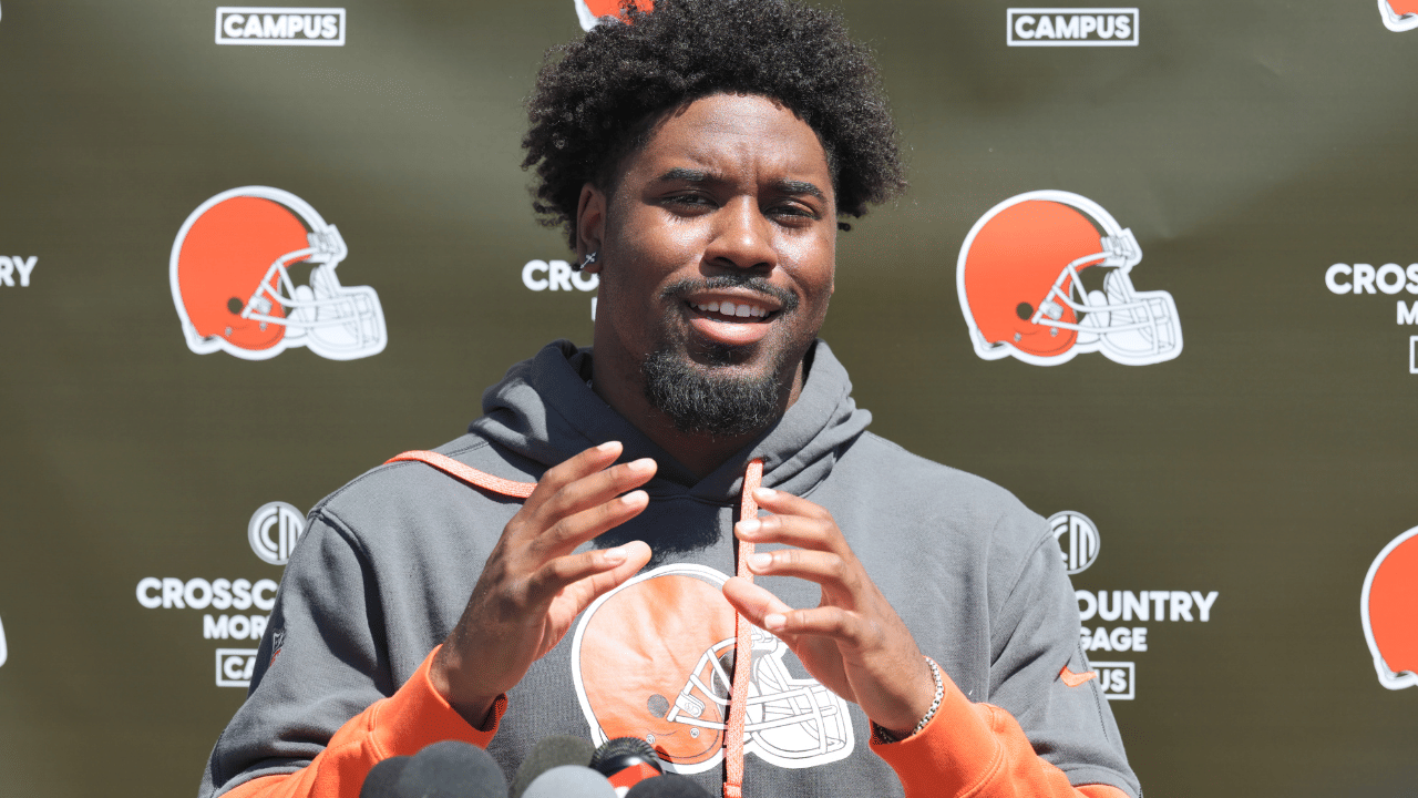 "Dylan Sampson Was So Productive at Tennessee": Former WR Believes ...