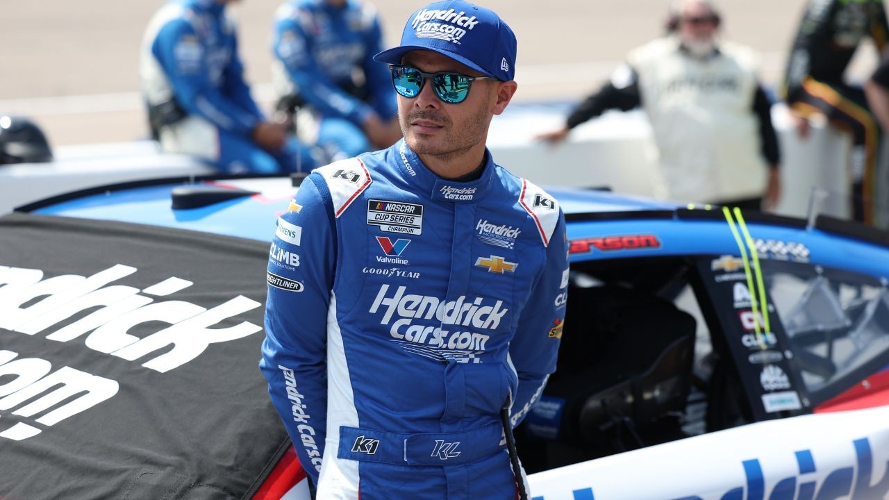 Kyle Larson Lashes Out After Tangle With Chase Elliott at Iowa - The ...