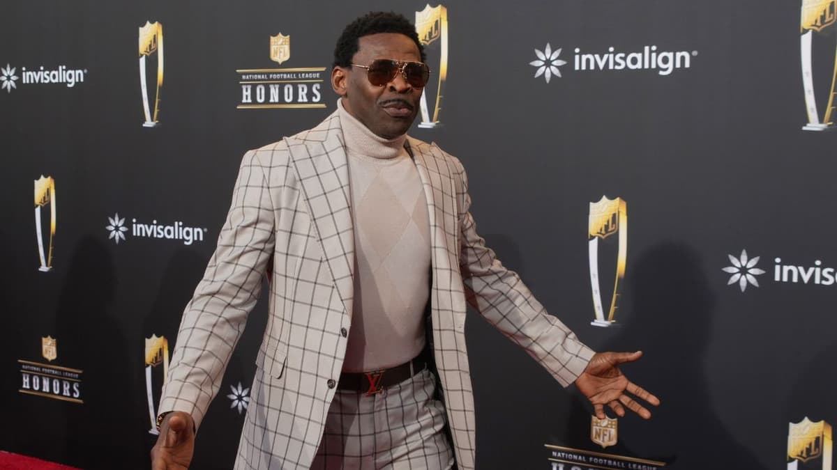 Michael Irvin Explains Why He Chose to Buy a Specific House With an 8 ...