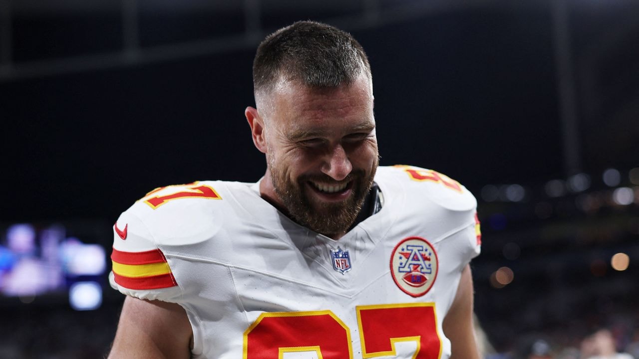 “Shoutout to LaMar’s Donuts”: Travis Kelce Spills His “Fat Guy Friday ...