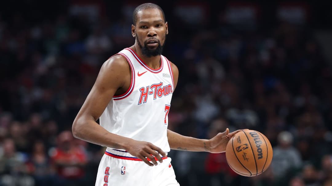 Kevin Durant’s Former Teammate Weighs In on His “Scapegoated” Claims ...